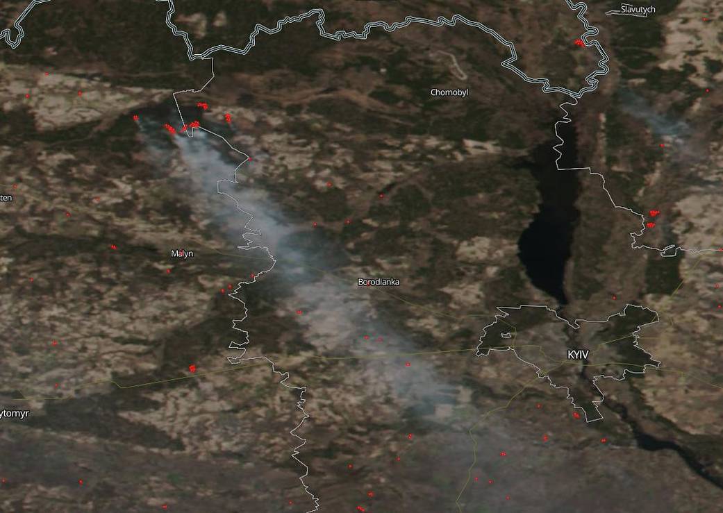 Photos: April 2020 Chernobyl forest fires as seen from space - Geoawesome